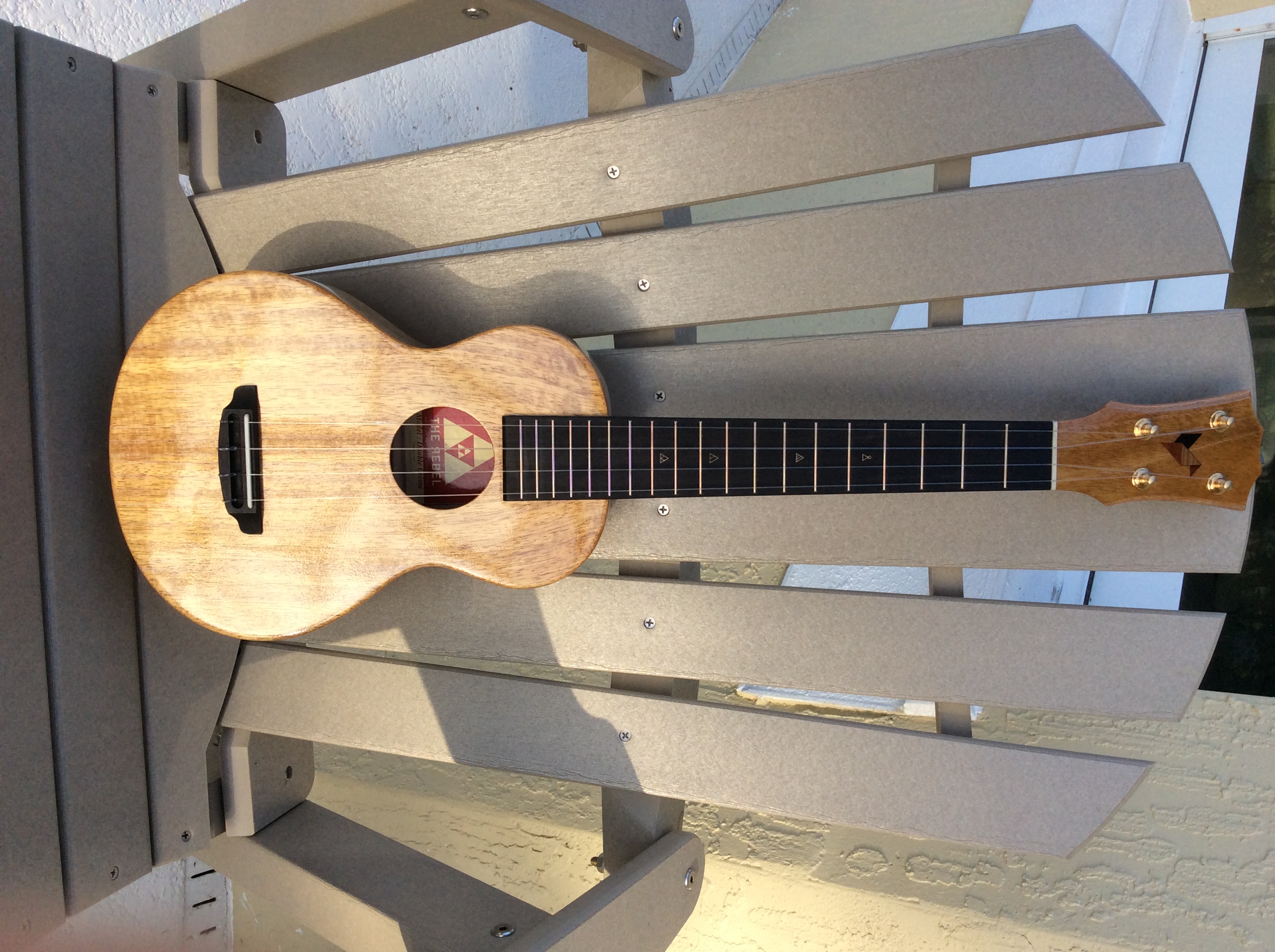 Flea Market Music market place page offers an on-line auction type ...