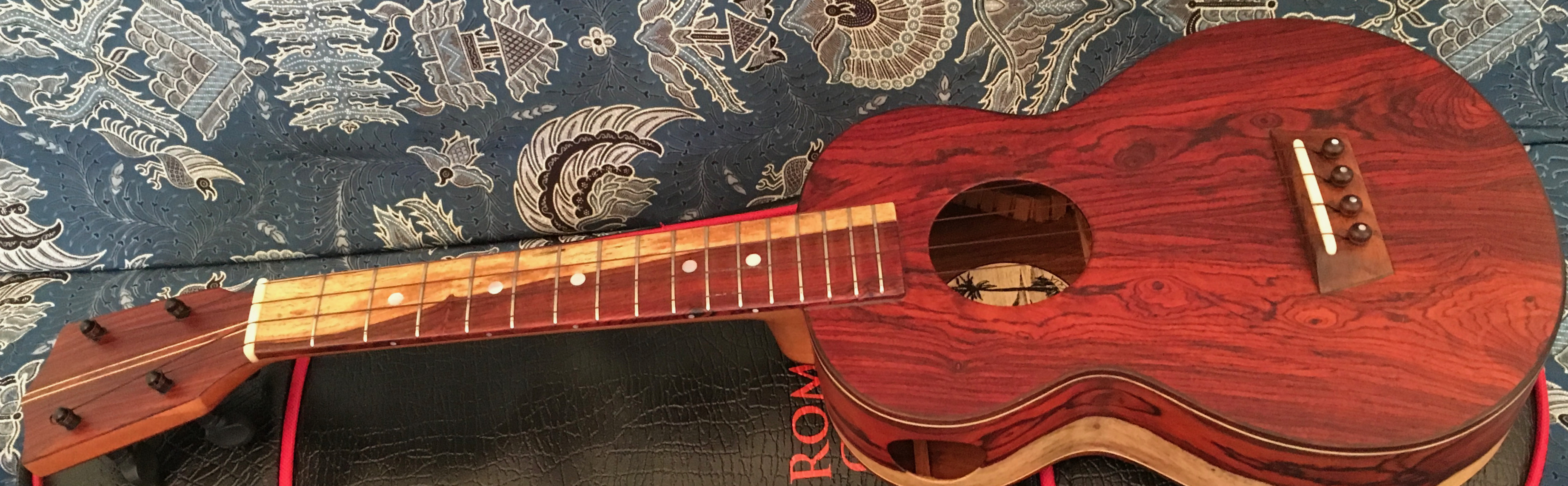 Flea Market Music market place page offers an on-line auction type ...